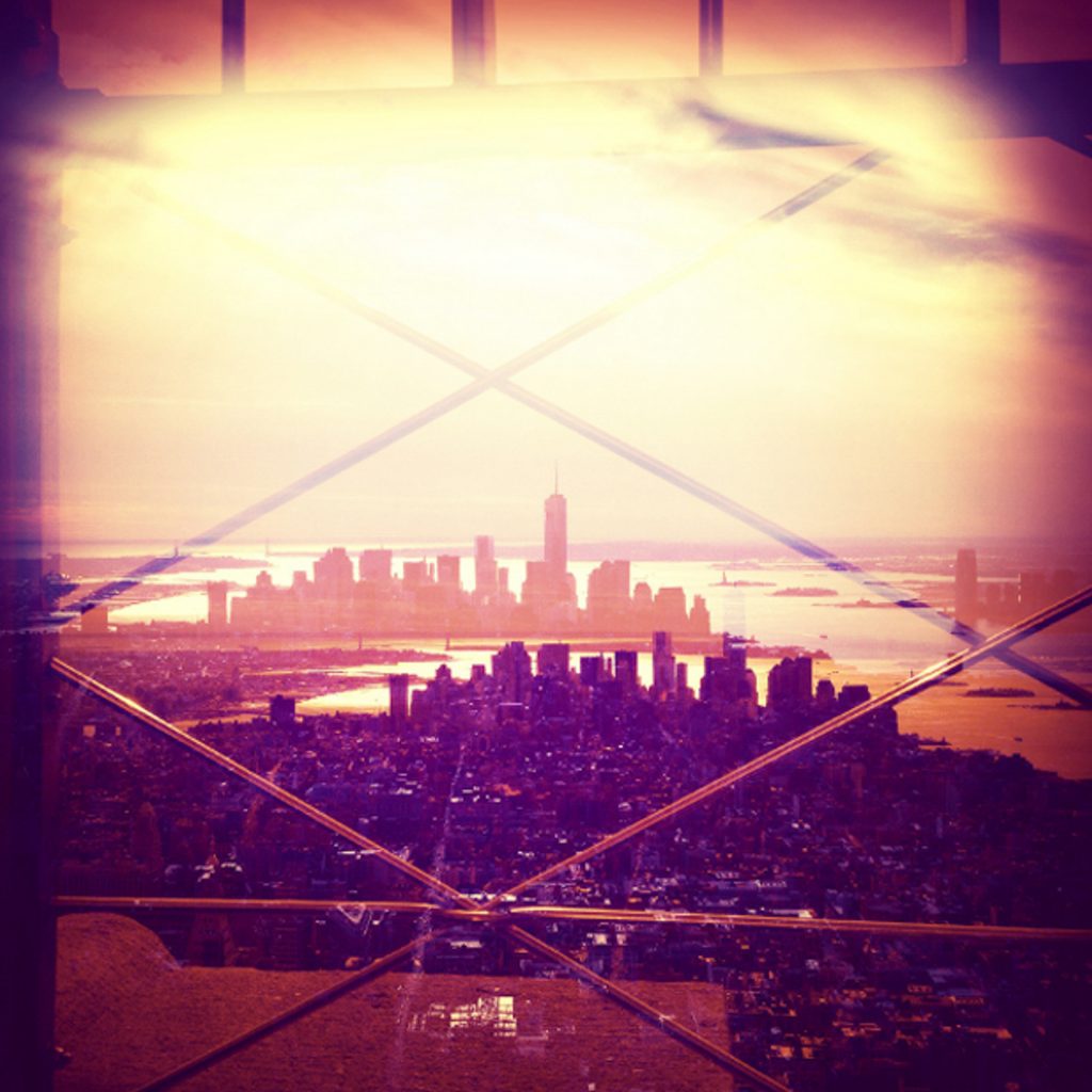 Sobre Impérios - Samantha Berg